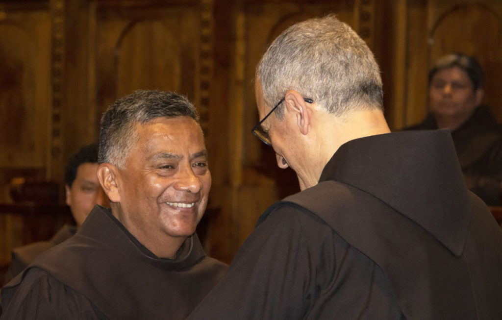 Frei Ignacio Ceja faz juramento como novo Vigário Geral da Ordem ...