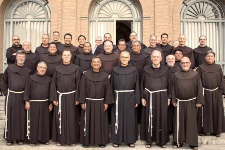 Frei Ignacio Ceja faz juramento como novo Vigário Geral da Ordem ...