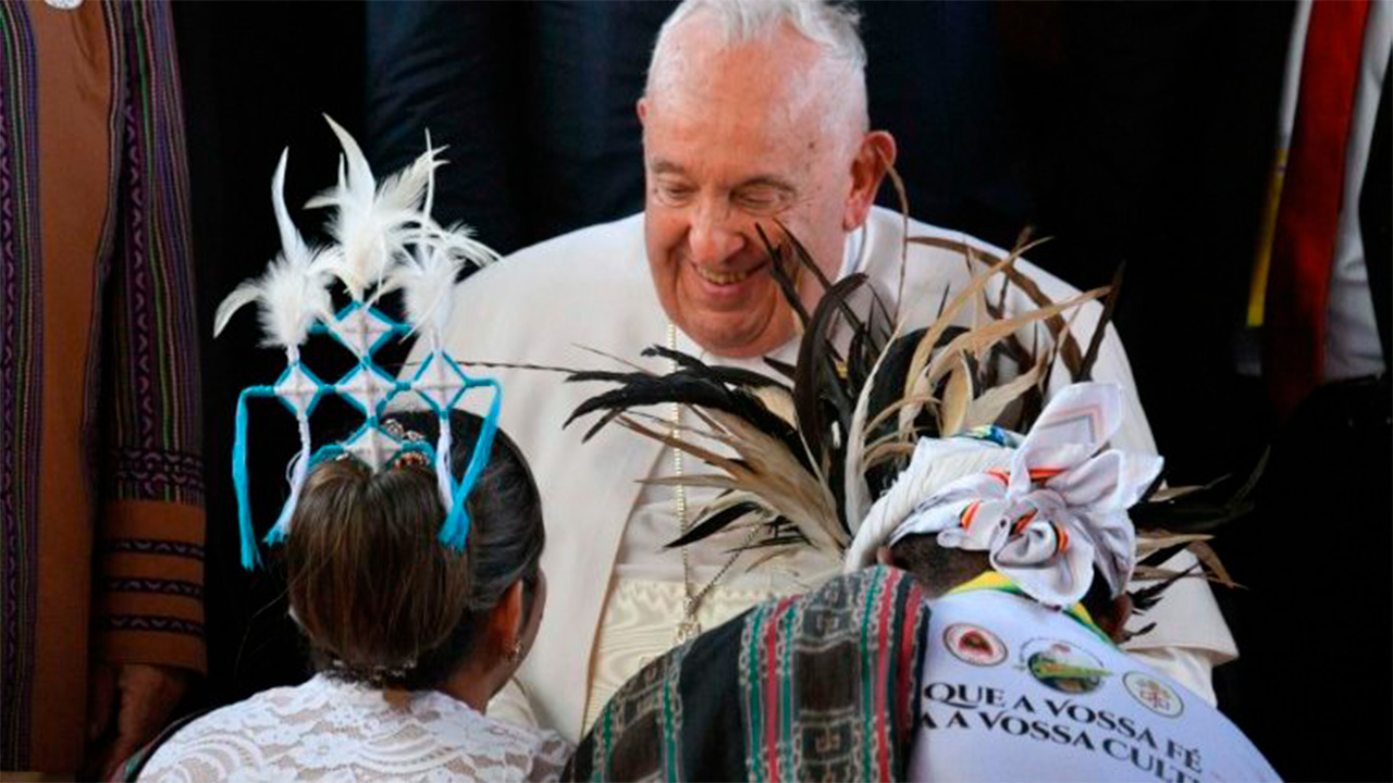 Papa Francisco chega a Timor-Leste, terceira etapa de sua viagem à Ásia ...